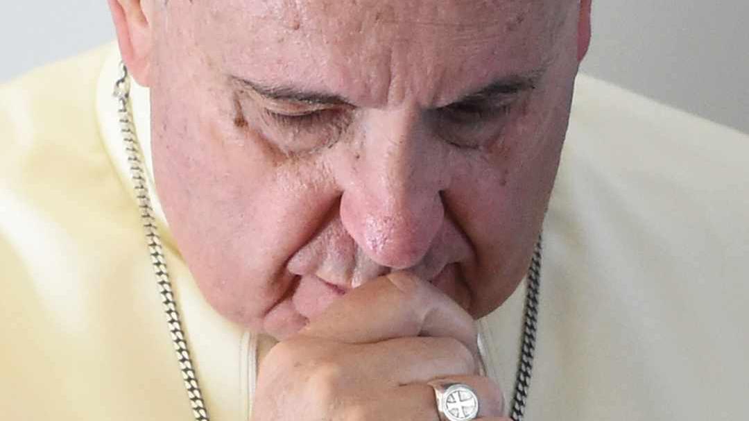 'I went into his room; he had his eyes open: Pope Francis’ final ...
