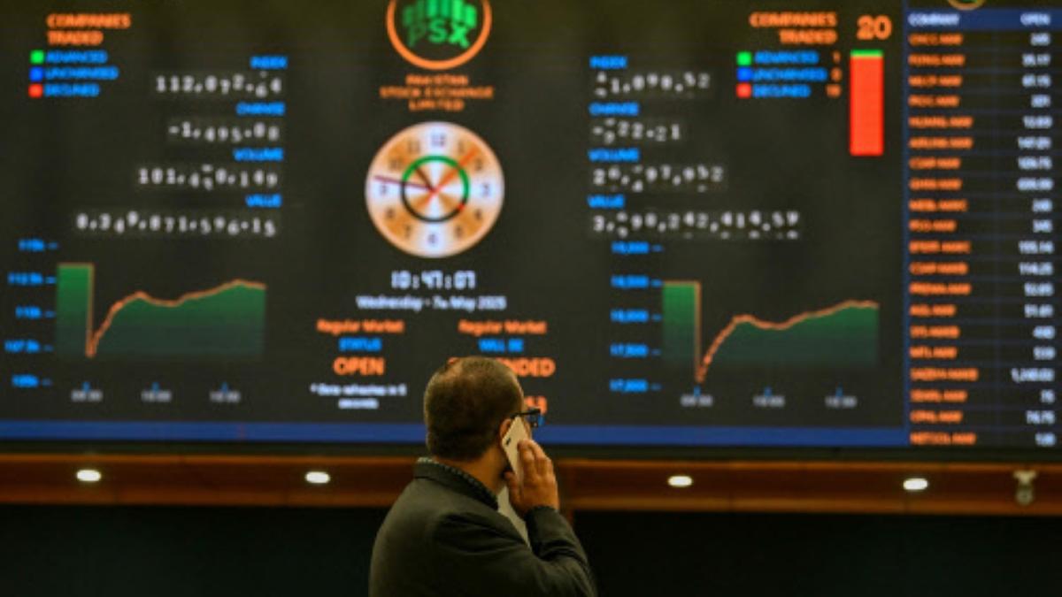 Economic impact: Pakistan Stock Exchange crashes and bleeds after India ...