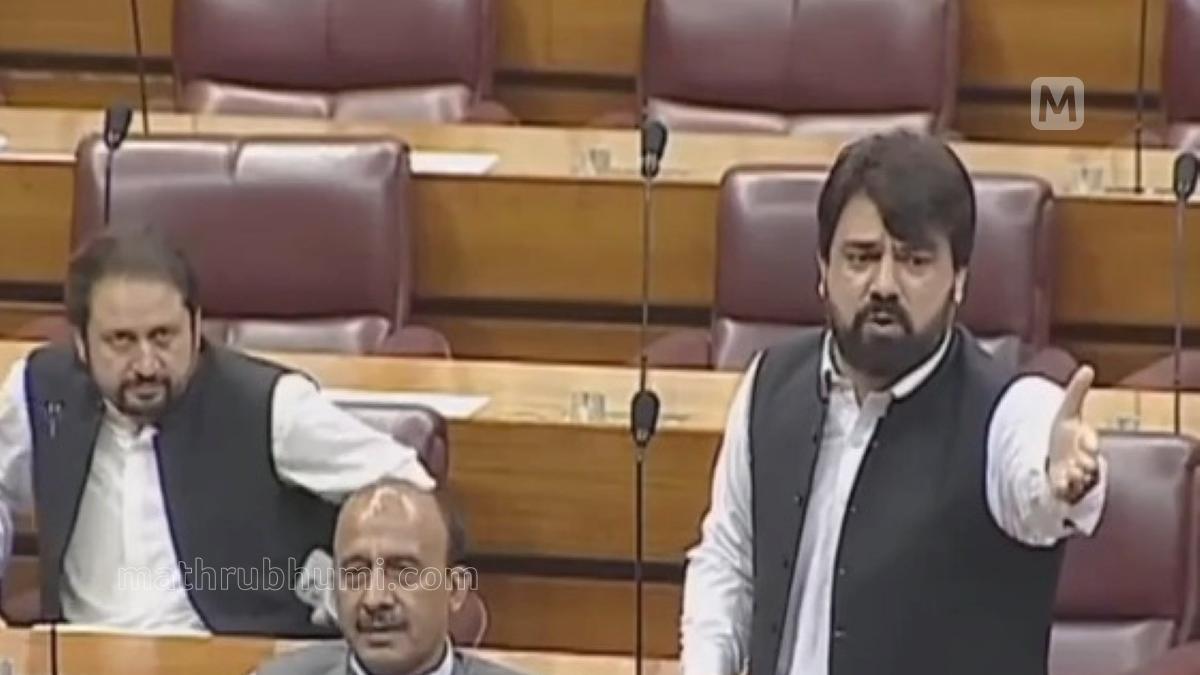 ‘He can’t even take Modi’s name’: Pakistan MP calls own PM a ‘Buzdil ...
