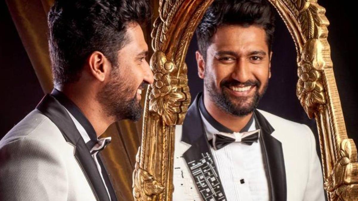 Vicky Kaushal took his first-ever drink for a role! Gained 15 Kg ...