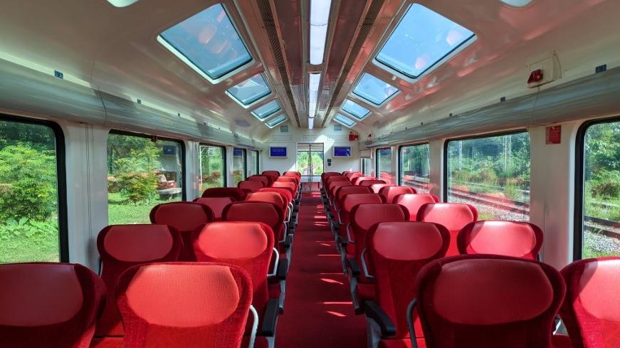 India’s first Vistadome jungle safari train rolls out in UP’s Dudhwa ...