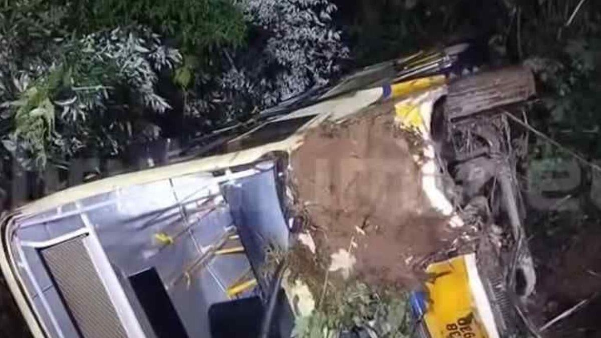 40 injured as bus overturns in Valparai; plunges 20 feet into gorge