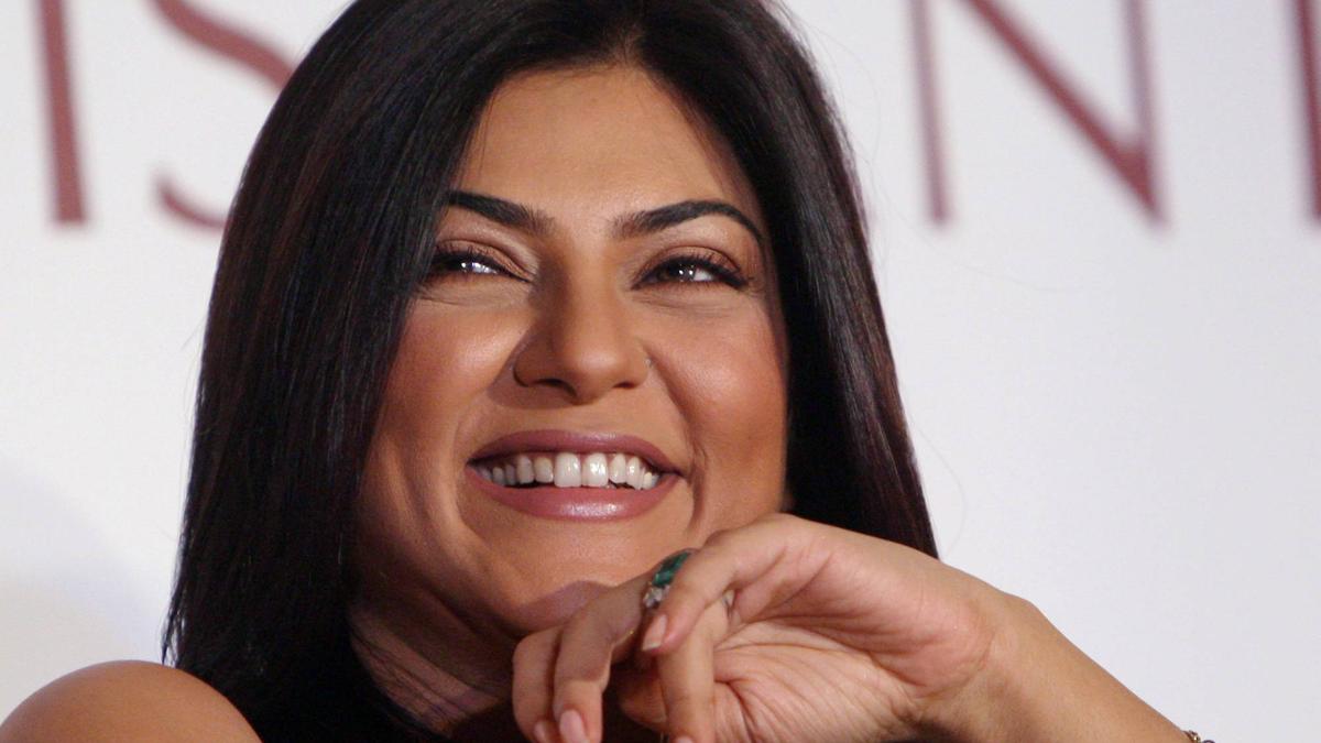 Sushmita Sen reminisces historic moment winning 'Miss Universe' title ...