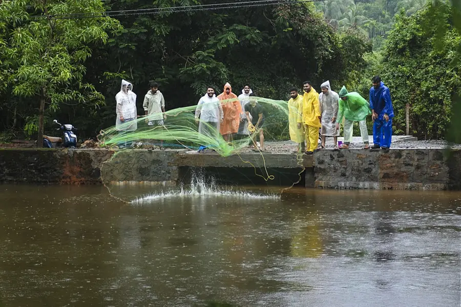 Heavy rains lash Kerala; flood alerts issued for multiple rivers