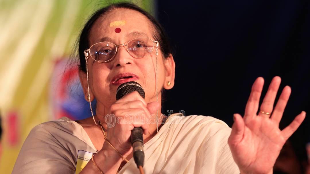 തമിഴ്നാട്ടുകാരി ശിവജ്ഞാനം ഗായിക മാധുരിയായ കഥ;30-ാം വയസ്സില്‍ മലയാളപഠനം ...