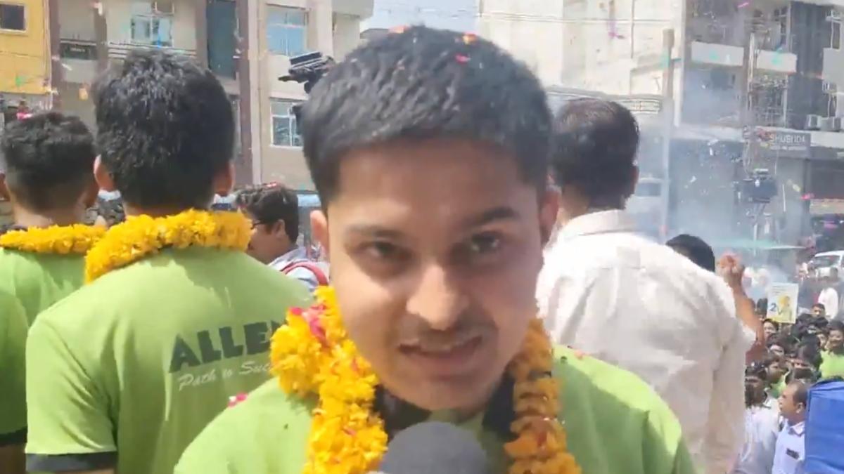‘I have worked very hard’ JEE Advanced rank holder credits self-study ...