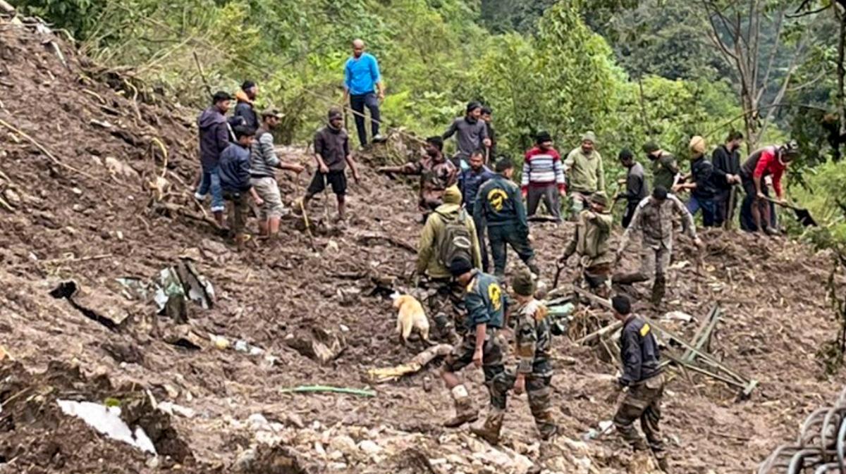 Braving hostile terrain, ruthless weather, Indian Army leads search ...