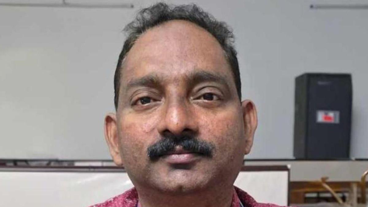 Obscene comments on plane crash victim: Kasaragod collector recommends ...