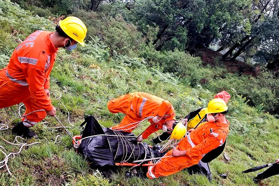 Kedarnath helicopter crash: All seven bodies recovered in SDRF-NDRF ...