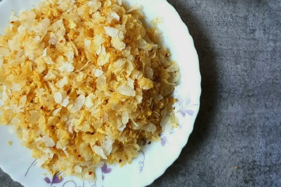Now, prepare spicy flattened rice chutney just in 2 minutes