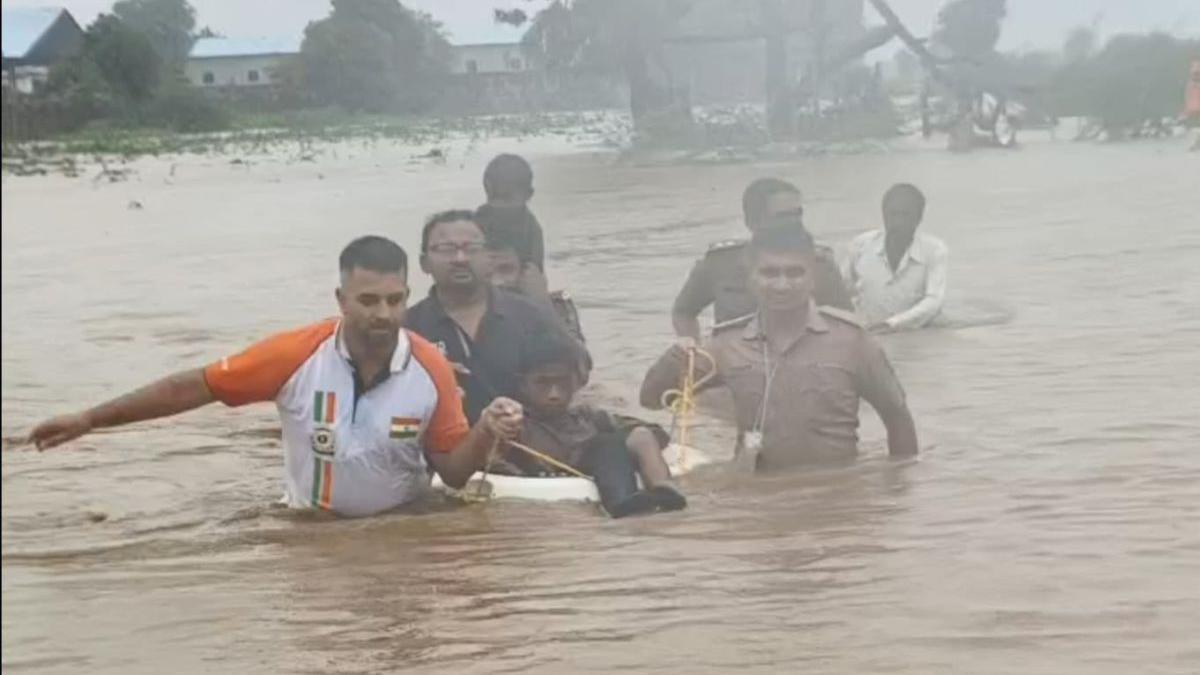 Death toll rises to 27 in Gujarat's floods: Rescue efforts underway