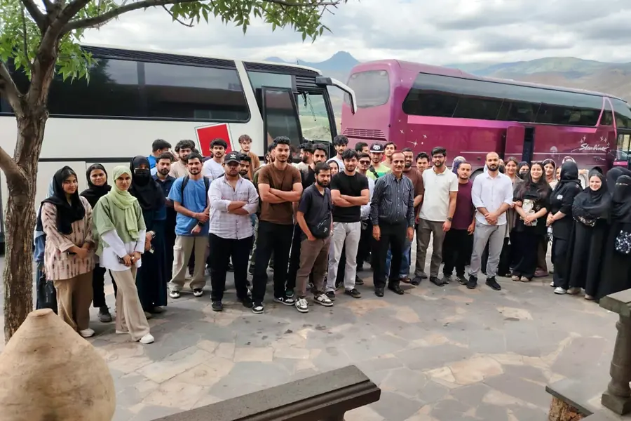 Iran-evacuated students call out poor bus facilities by J&K, CM ...