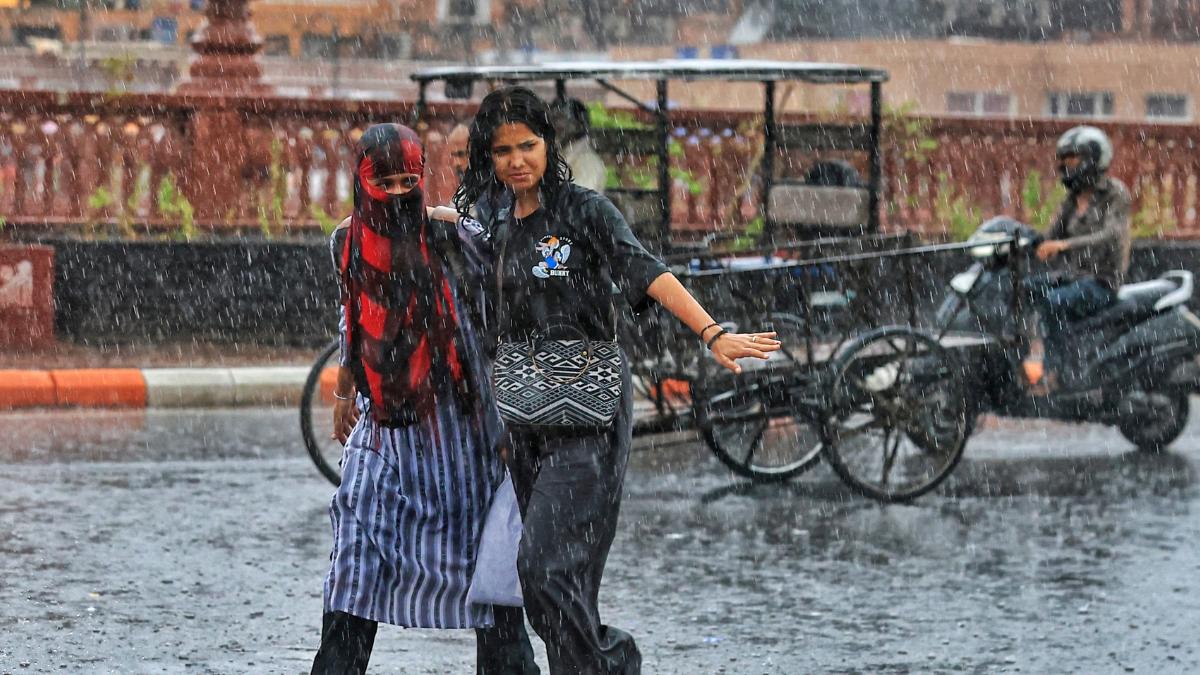 Monsoon surge to drench India: IMD predicts heavy rain, gusty winds ...