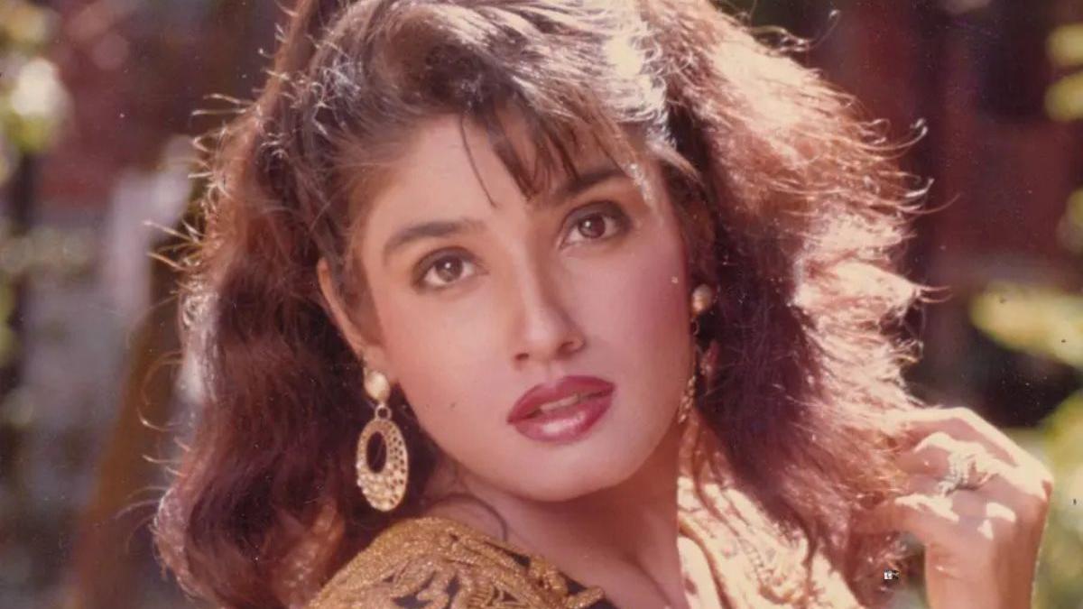 Breakup with Ajay, secret engagement with Akshay: Superstar called ...