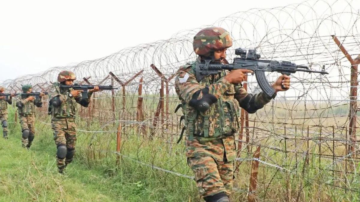 Pakistani national held along LoC in J& items recovered | Mathrubhumi ...
