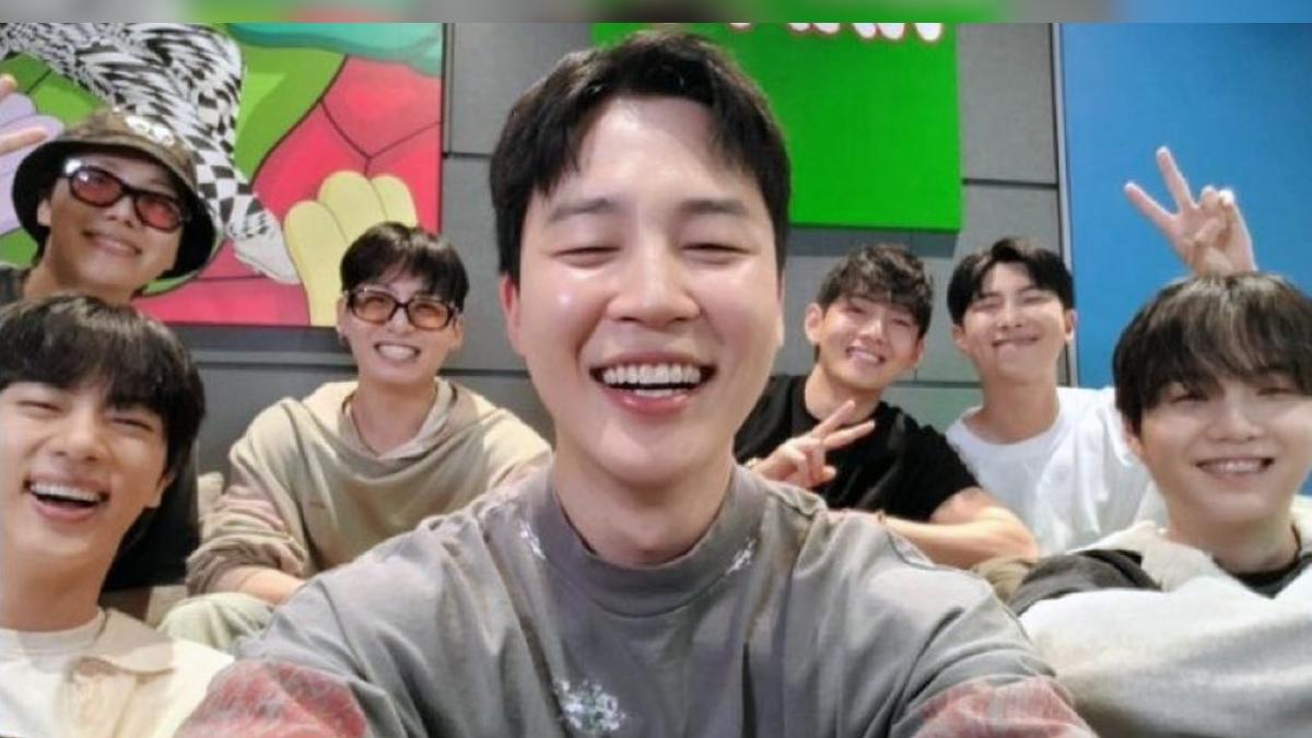 Finally happened! — BTS go full OT7 on livestream, confirm 2026 album ...