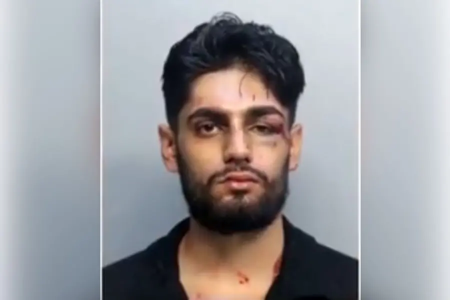 Indian youth arrested for mid-air fight on Philadelphia to Miami flight | VIDEO