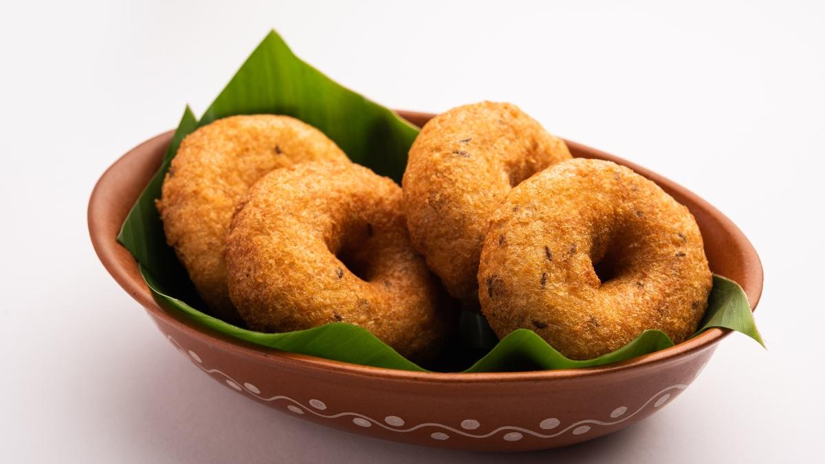 Why do vadas have a hole in the centre? There's science behind the ...