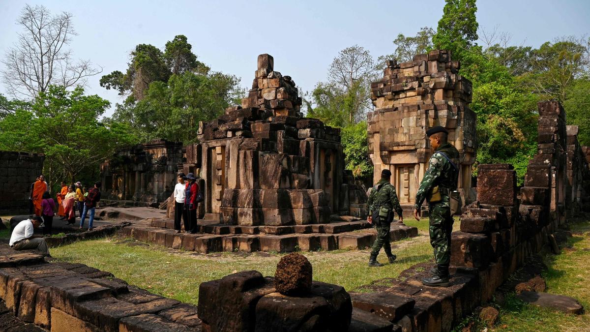 Border closed as Thailand–Cambodia conflict intensifies with rocket and ...