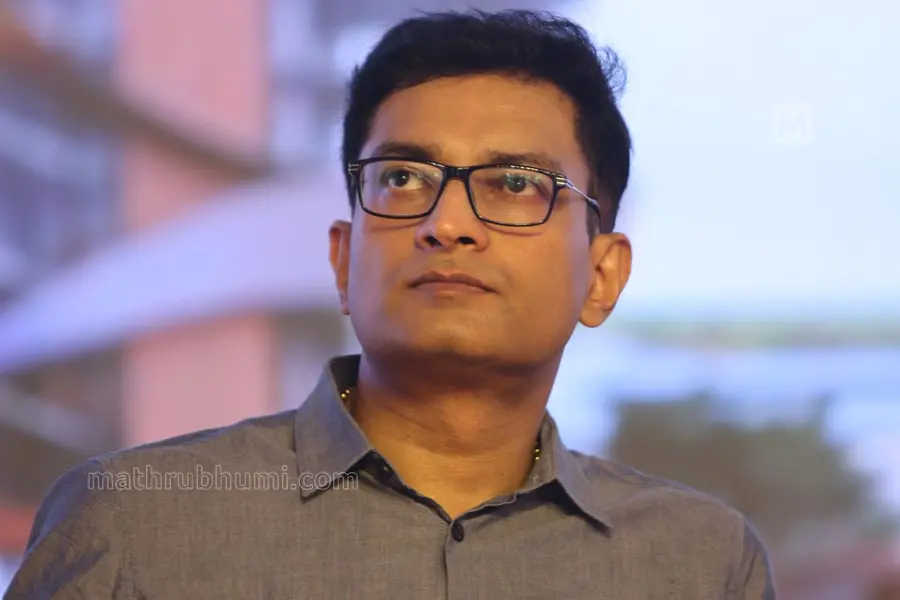 Top bureaucrats to lead probe against IAS officer N Prasanth