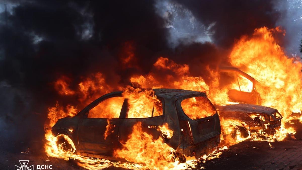 Ukraine and Russia trade Black Sea attacks after peace talks stall ...