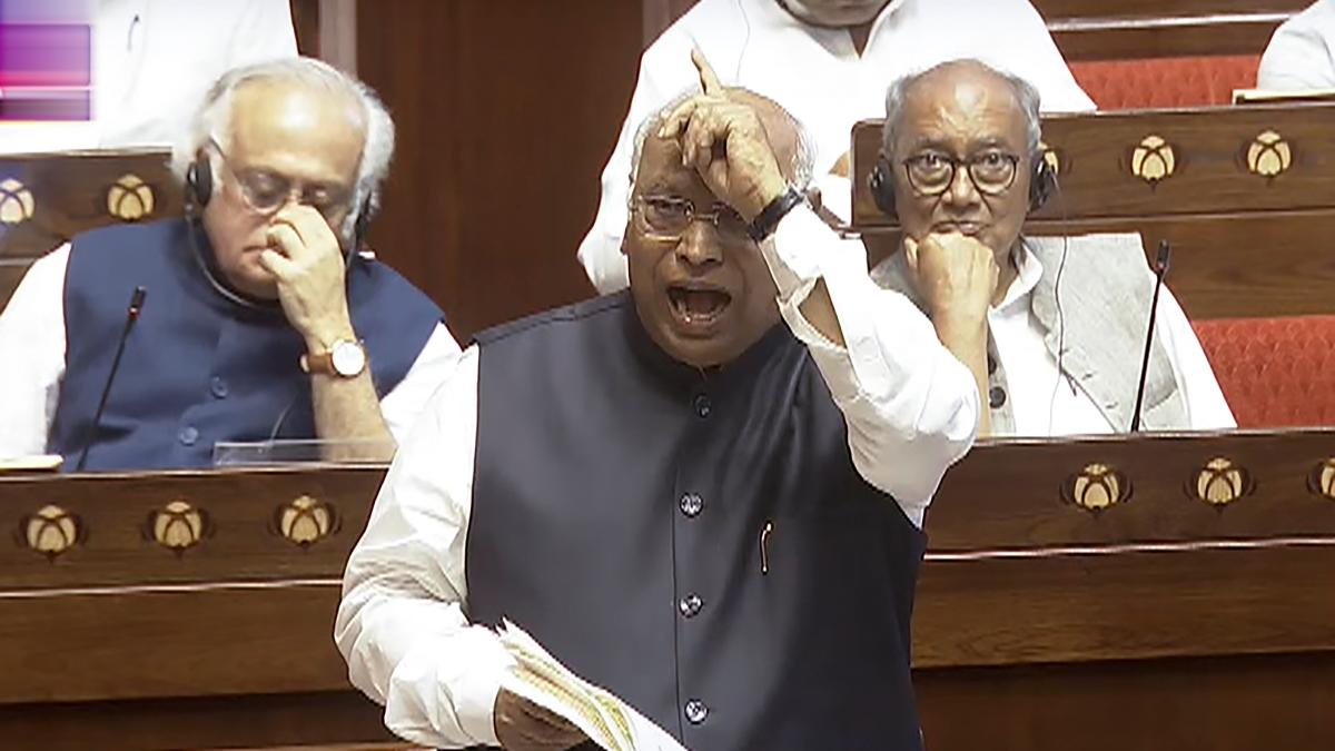 Shah must take responsibility for security lapse not LG: Kharge targets ...