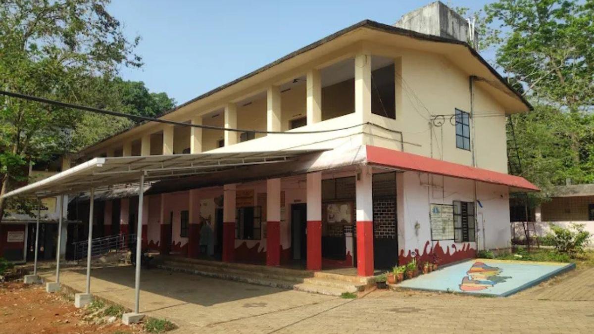 ‘Every thread carries a mother's dream’: Kerala deaf school empowers ...