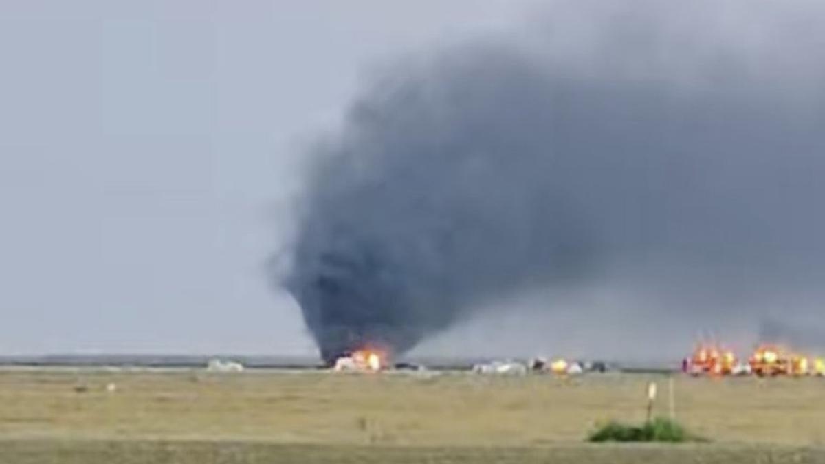 US Navy F-35 fighter jet crashes in California; Pilot ejects safely | VIDEO