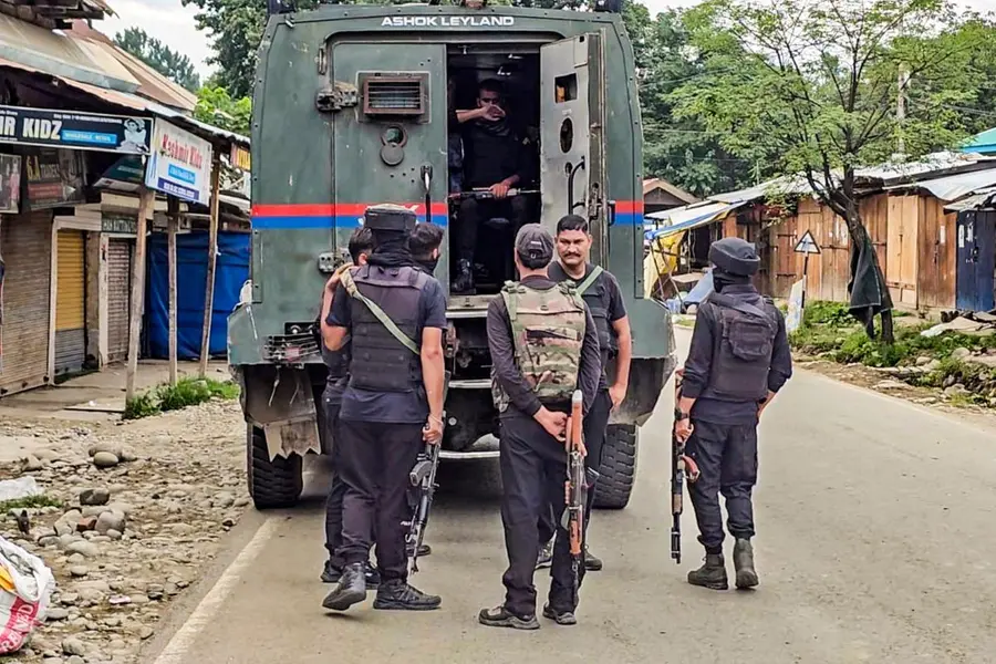 Day 4 of Operation Akhal: 3 terrorists killed, 4 jawans injured in ...