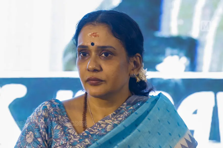 'Leaked AMMA women’s WhatsApp group info...': Maala Parvathi levels ...