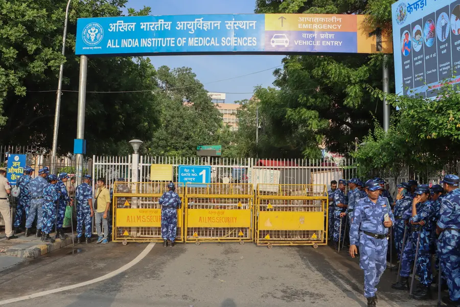 Shocking: AIIMS doctor hit, dragged by car after traffic dispute in ...