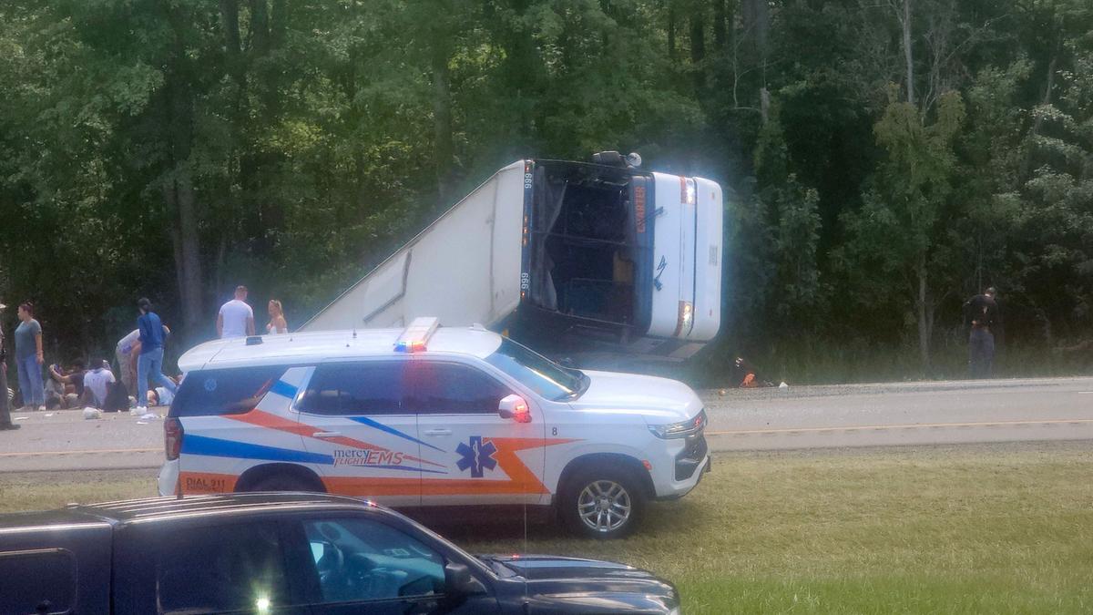 Bihar man among five killed in Niagara Falls tour bus crash in New York