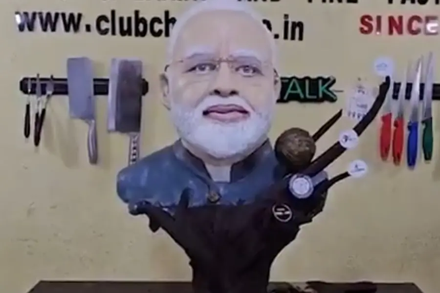 Sweet tribute: Bhubaneswar club crafts 70-kg chocolate bust of PM Modi ...