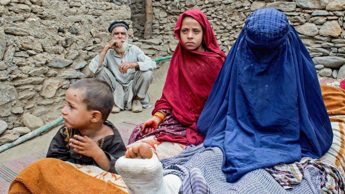 ‘Dragged out by their clothes’: Taliban’s no-touch rule delays earthquake aid to women in ...