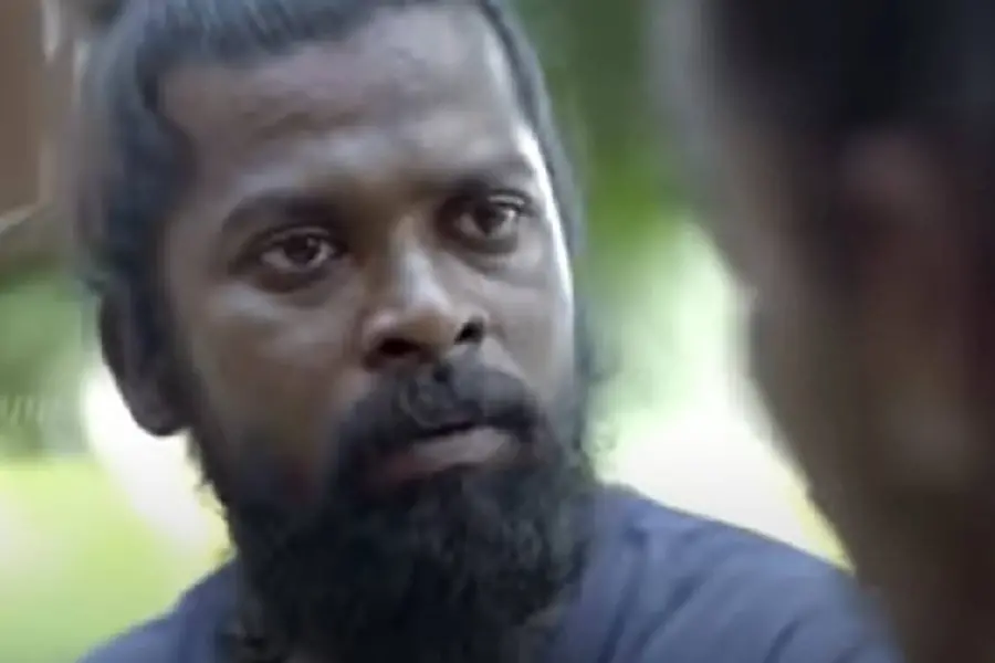 'അവന്‍ മുടി വളര്‍ത്തിയത് അവന്റെ തലയിലല്ലേ തന്റെ പറമ്പിലല്ലല്ലോ ...