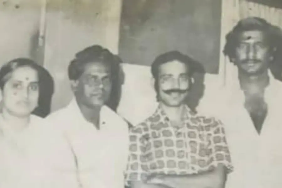 കാറ്റുവന്നു നിന്റെ കാമുകൻ വന്നു; പള്ളത്തിന്റെ വരികളിൽ പ്രണയം നിറച്ച ...