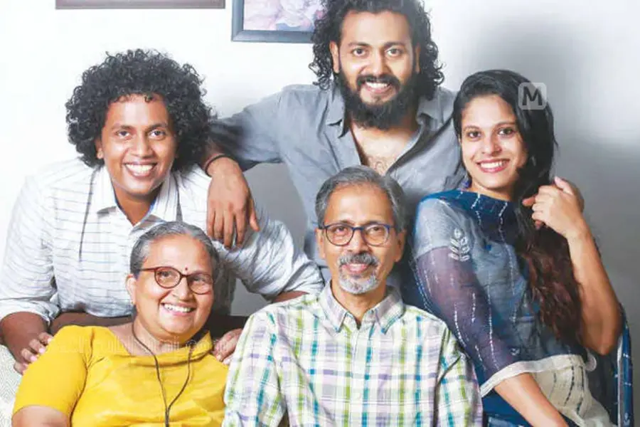 കഥയുടെ കടലൊരുക്കി പി.എഫ്. മാത്യൂസ്; കരിക്കിൽ ചിരിയുടെ മറുകരയിലേയ്ക്ക് ...