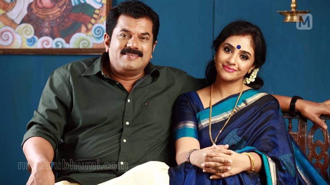 മുകേഷുമായി വേർപിരിയുന്നു; മേതിൽ ദേവിക വക്കീൽ നോട്ടീസയച്ചു | Mathrubhumi