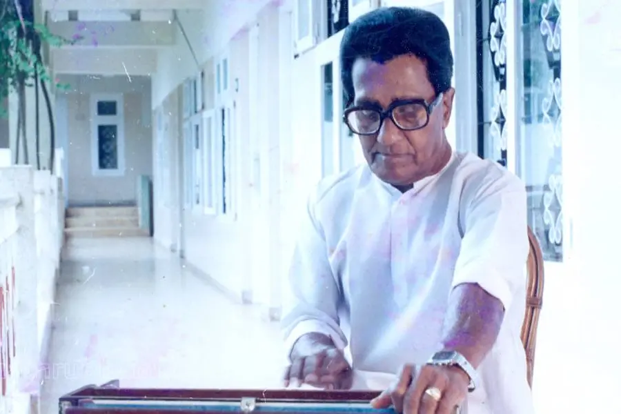 രാഘവൻ മാഷ് പാടാതെ പോയ പാട്ട്, മലയാളത്തിലെ ഏറ്റവും ഹൃദയസ്പർശിയായ ...