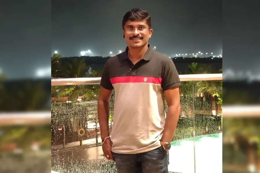 'പലരുടേയും മുഖത്തെ ഭാവങ്ങള്‍ എന്നെ ഞെട്ടിച്ചു'; അധ്യാപകന്‍ പങ്കുവെച്ച ...
