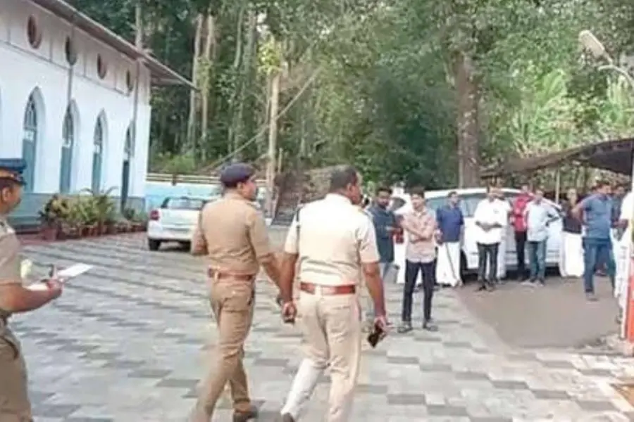 വൈദികനെ വാഹനം ഇടിപ്പിച്ച സംഭവത്തില്‍ 27 പേര്‍ അറസ്റ്റില് ...