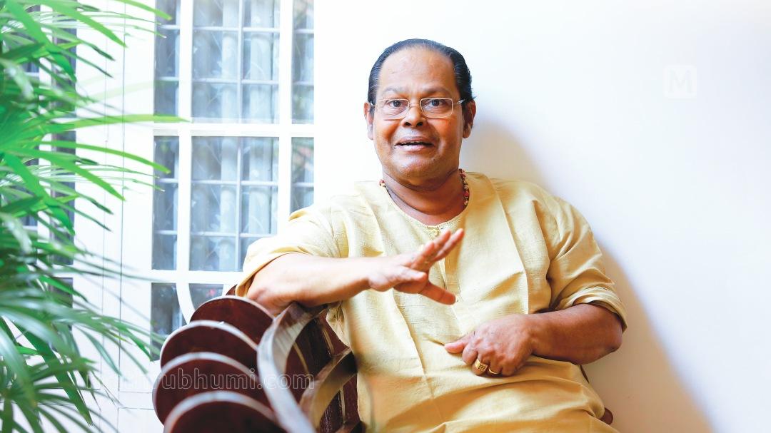 'കാലന്‍ എന്നെത്തേടി ഇരിങ്ങാലക്കുടയിലേക്ക്; ആറാമിന്ദ്രിയംവഴി വിവരം ...