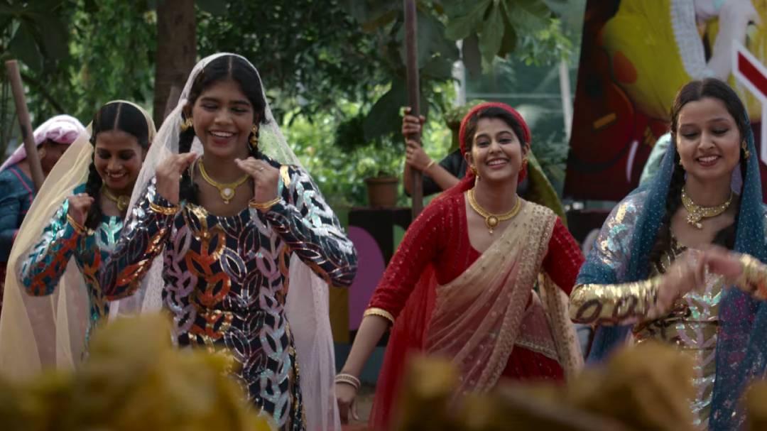 ആഘോഷഗാനങ്ങളുമായി ബെസ്റ്റി; പത്തിരിപ്പാട്ടിന് പിന്നാലെ ...
