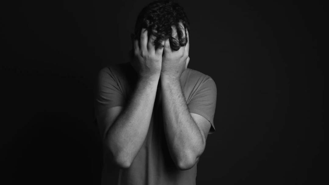 കാലങ്ങളോളം ദേഷ്യം കൊണ്ടുനടക്കുന്നവരാണോ? വിട്ടുകൊടുക്കാനുള്ള മനസ്സില്ലേ ...