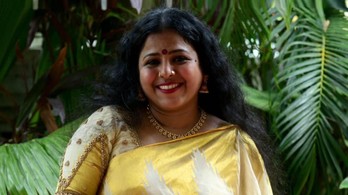'ലൈംഗിക പീഡകർക്കൊപ്പം പങ്കെടുക്കില്ല'; അക്കാദമിയുടെ സാഹിത്യോത്സവം ബഹിഷ് ...