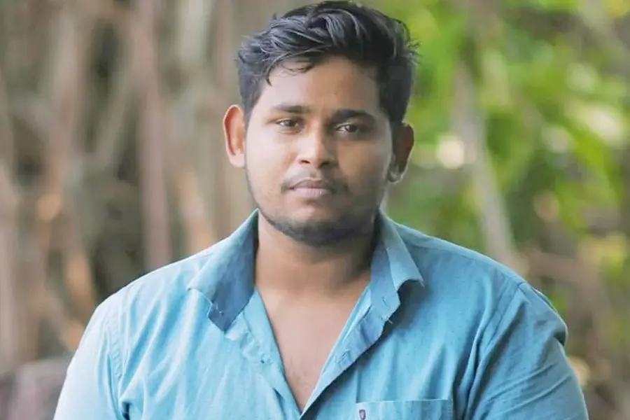 എംസി റോഡില്‍ ഇഞ്ചക്കാട്ട് കാര്‍ അപകടത്തില്‍പ്പെട്ട് യുവാവ് മരിച്ചു ...