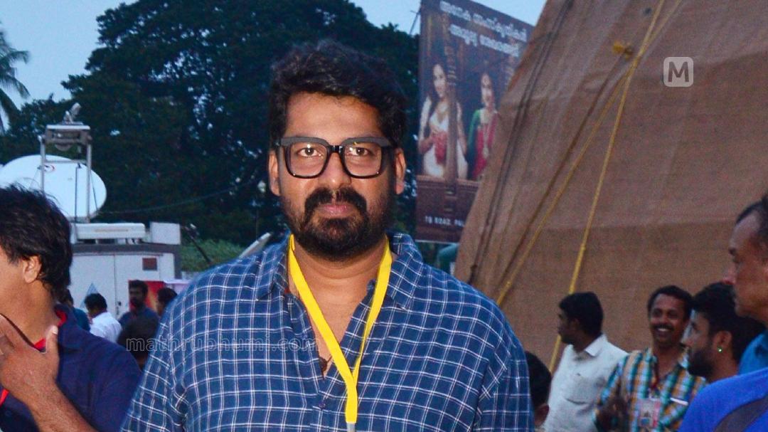 Actor Joju George, three others injured in jeep accident during film ...