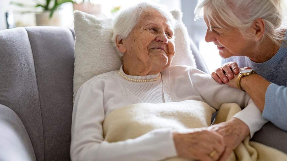 ‘Every 3rd person with Alzheimer's suffers from symptoms of depression ...