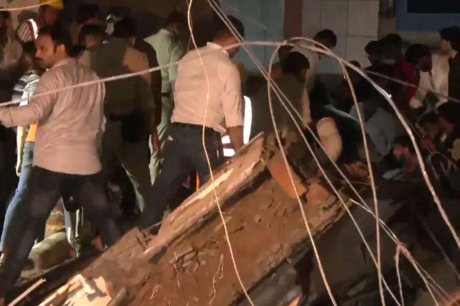 Two dead, 12 injured as three-storey building collapses in Indore’s ...