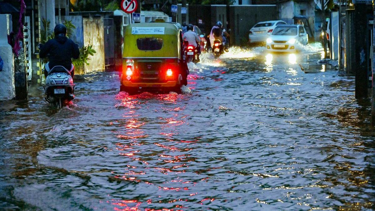 Kerala heavy rain warning: Orange alert in Kozhikode, Wayanad, Kannur ...